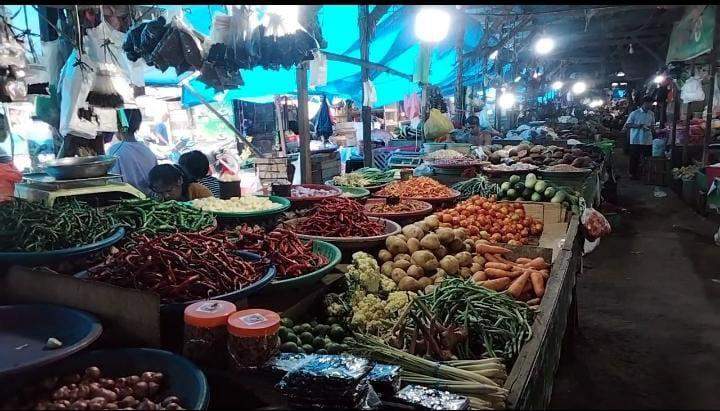 Harga Cabai Dan Beras di Pasar Tradisional Kendari Naik, Begini Kisaran Harganya | IndoSultra.com