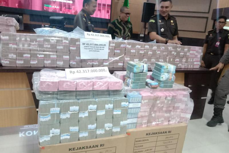 Kejati Sultra Selamatkan 42 Milyar Uang Negara Dari Pertambangan IUP ...